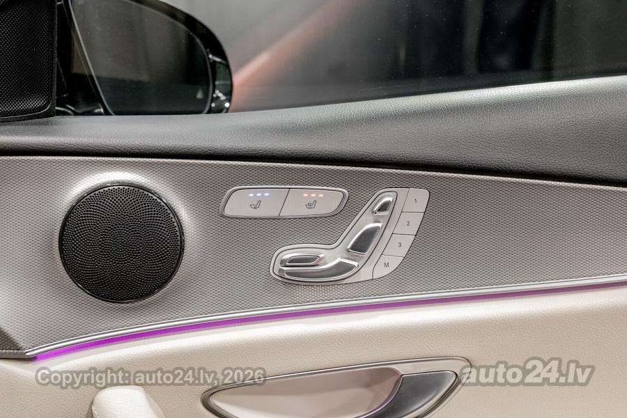 Melns Mercedes-Benz E-Class 2018 Pērnava, ar dzinēja tilpumu 2.90 L un nobraukumu 195 tūkst. km par 25500 €, foto 21 vietnē AUTOMOTO.COM.LV