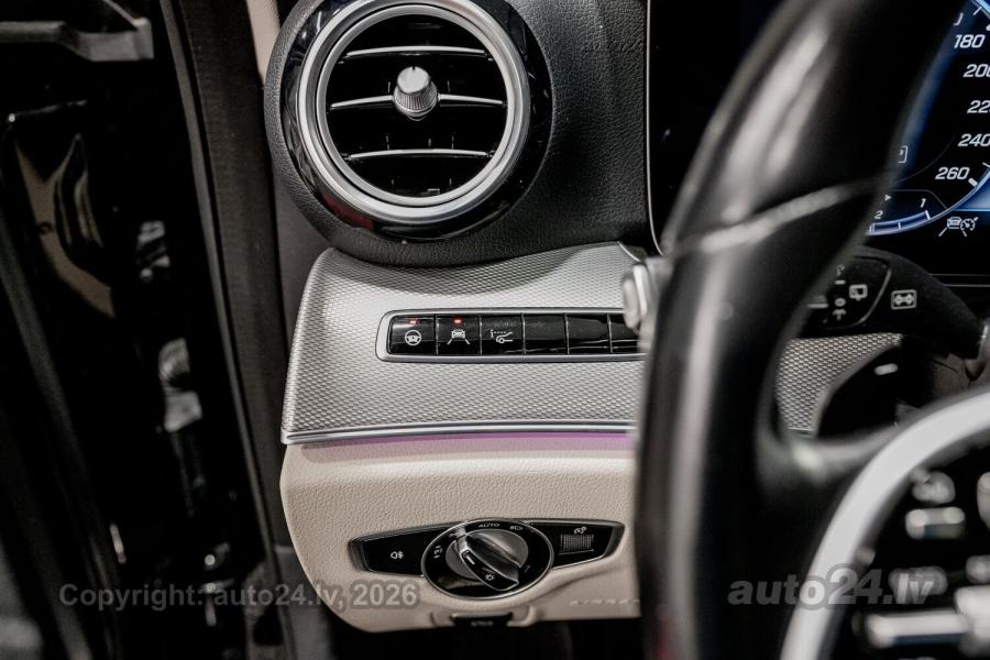 Melns Mercedes-Benz E-Class 2018 Pērnava, ar dzinēja tilpumu 2.90 L un nobraukumu 195 tūkst. km par 25500 €, foto 25 vietnē AUTOMOTO.COM.LV