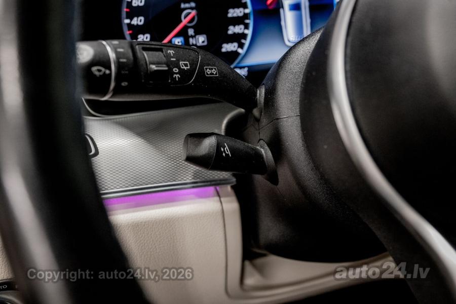 Melns Mercedes-Benz E-Class 2018 Pērnava, ar dzinēja tilpumu 2.90 L un nobraukumu 195 tūkst. km par 25500 €, foto 26 vietnē AUTOMOTO.COM.LV