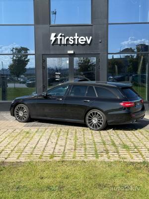 Black Mercedes-Benz E-Class 2018 in Tallinn, with an engine capacity of 2.90 L and mileage of 147 thousand km for 29500 €, photo 5 on AUTOMOTO.COM.LV