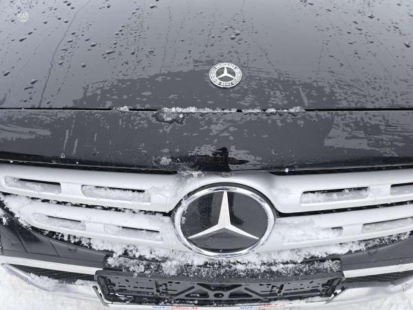 Black Mercedes-Benz E-Class 2019 in Kaunas, with an engine capacity of 2.00 L and mileage of 248 thousand km for 18600 €, photo 11 on AUTOMOTO.COM.LV