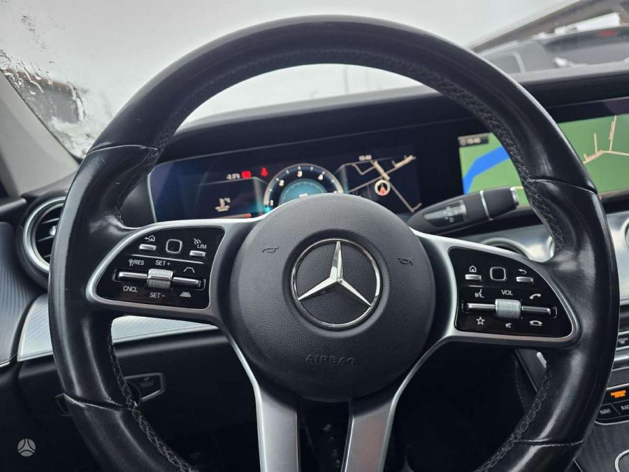 Melns Mercedes-Benz E-Class 2019 Kauņa, ar dzinēja tilpumu 2.00 L un nobraukumu 248 tūkst. km par 19500 €, foto 22 vietnē AUTOMOTO.COM.LV