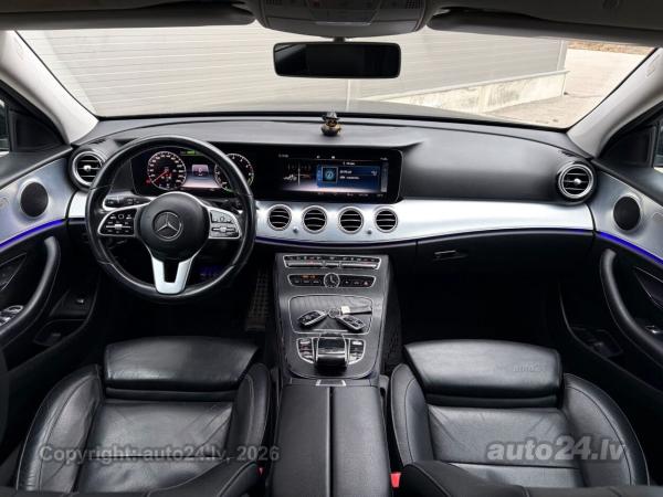 Black Mercedes-Benz E-Class 2019 in Tartu, with an engine capacity of 2.00 L and mileage of 0 thousand km for 9990 €, photo 8 on AUTOMOTO.COM.LV