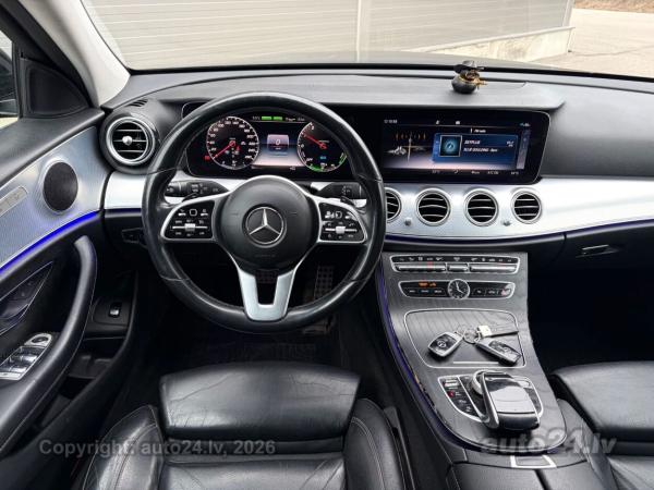 Black Mercedes-Benz E-Class 2019 in Tartu, with an engine capacity of 2.00 L and mileage of 0 thousand km for 9990 €, photo 9 on AUTOMOTO.COM.LV