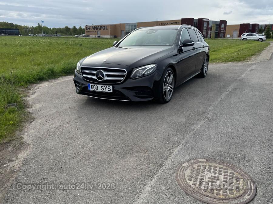 Black Mercedes-Benz E-Class 2019 in Tallinn, with an engine capacity of 2.00 L and mileage of 120 thousand km for 27500 €, photo 1 on AUTOMOTO.COM.LV