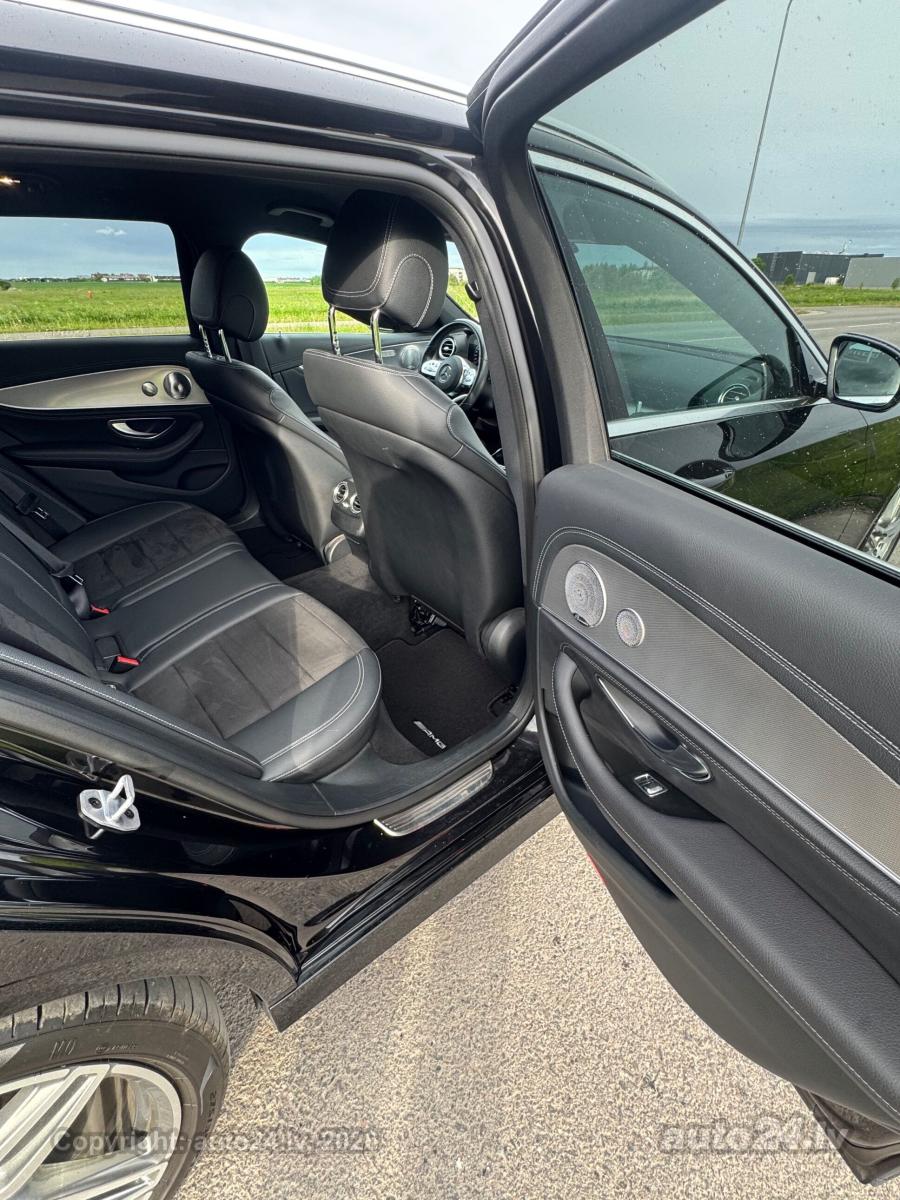 Black Mercedes-Benz E-Class 2019 in Tallinn, with an engine capacity of 2.00 L and mileage of 120 thousand km for 27500 €, photo 10 on AUTOMOTO.COM.LV