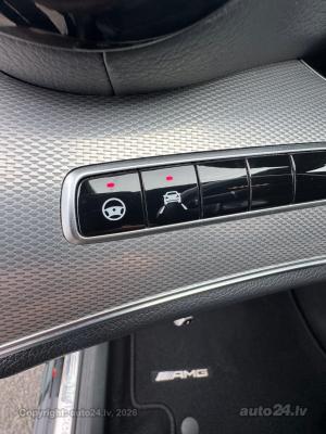 Black Mercedes-Benz E-Class 2019 in Tallinn, with an engine capacity of 2.00 L and mileage of 120 thousand km for 27500 €, photo 12 on AUTOMOTO.COM.LV