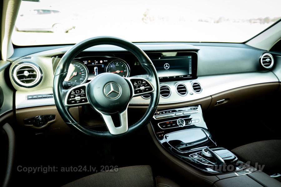 Black Mercedes-Benz E-Class 2019 in Tallinn, with an engine capacity of 2.00 L and mileage of 193 thousand km for 21900 €, photo 14 on AUTOMOTO.COM.LV