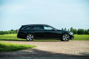 Black Mercedes-Benz E-Class 2019 in Tallinn, with an engine capacity of 2.00 L and mileage of 193 thousand km for 21900 €, photo 15 on AUTOMOTO.COM.LV