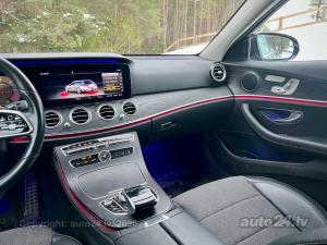 Melns Mercedes-Benz E-Class 2020 Keila, ar dzinēja tilpumu 2.00 L un nobraukumu 119 tūkst. km par 29900 €, foto 22 vietnē AUTOMOTO.COM.LV