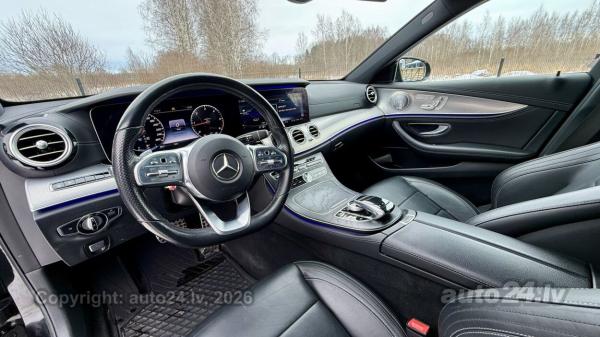 Black Mercedes-Benz E-Class 2020 in Tallinn, with an engine capacity of 2.00 L and mileage of 145 thousand km for 39900 €, photo 6 on AUTOMOTO.COM.LV