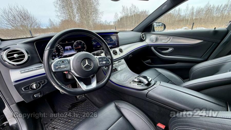 Black Mercedes-Benz E-Class 2020 in Tallinn, with an engine capacity of 2.00 L and mileage of 145 thousand km for 39900 €, photo 6 on AUTOMOTO.COM.LV