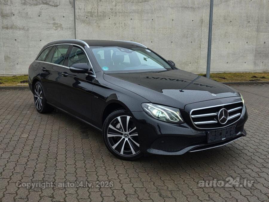 Melns Mercedes-Benz E-Class 2020 Viljandi, ar dzinēja tilpumu 2.00 L un nobraukumu 203 tūkst. km par 19300 €, foto 1 vietnē AUTOMOTO.COM.LV