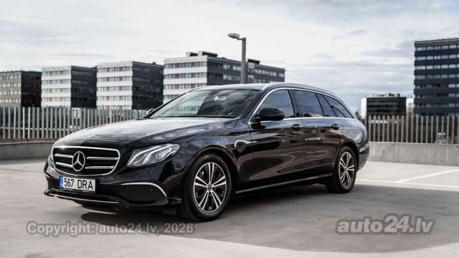 Melns Mercedes-Benz E-Class 2020 Tallina, ar dzinēja tilpumu 1.60 L un nobraukumu 150 tūkst. km par 23900 €, foto 10 vietnē AUTOMOTO.COM.LV