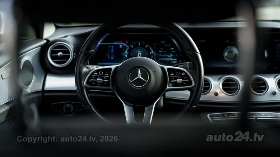 Melns Mercedes-Benz E-Class 2020 Tallina, ar dzinēja tilpumu 1.60 L un nobraukumu 150 tūkst. km par 23900 €, foto 17 vietnē AUTOMOTO.COM.LV