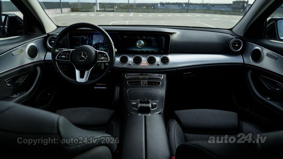 Melns Mercedes-Benz E-Class 2020 Tallina, ar dzinēja tilpumu 1.60 L un nobraukumu 150 tūkst. km par 23900 €, foto 18 vietnē AUTOMOTO.COM.LV