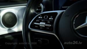 Melns Mercedes-Benz E-Class 2020 Tallina, ar dzinēja tilpumu 1.60 L un nobraukumu 150 tūkst. km par 23900 €, foto 24 vietnē AUTOMOTO.COM.LV