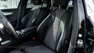 Melns Mercedes-Benz E-Class 2020 Tallina, ar dzinēja tilpumu 1.60 L un nobraukumu 150 tūkst. km par 23900 €, foto 26 vietnē AUTOMOTO.COM.LV