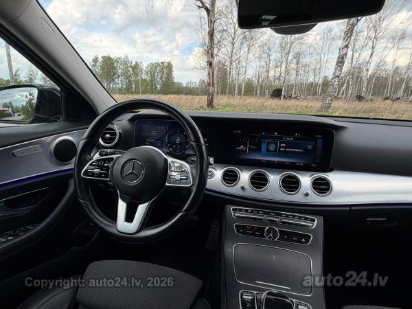 Черный Мерседес Е-Класс 2020 в Тарту, объемом двигателя 1.60 л и пробегом 182 тыс. км за 23000 €, фото 10 на AUTOMOTO.COM.LV