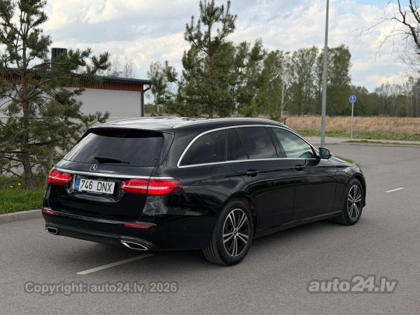 Melns Mercedes-Benz E-Class 2020 Tartu, ar dzinēja tilpumu 1.60 L un nobraukumu 190 tūkst. km par 22000 €, foto 2 vietnē AUTOMOTO.COM.LV