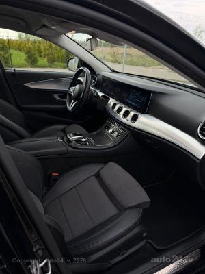 Melns Mercedes-Benz E-Class 2020 Tartu, ar dzinēja tilpumu 1.60 L un nobraukumu 190 tūkst. km par 22000 €, foto 10 vietnē AUTOMOTO.COM.LV