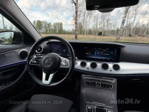 Melns Mercedes-Benz E-Class 2020 Tartu, ar dzinēja tilpumu 1.60 L un nobraukumu 190 tūkst. km par 22000 €, foto 12 vietnē AUTOMOTO.COM.LV