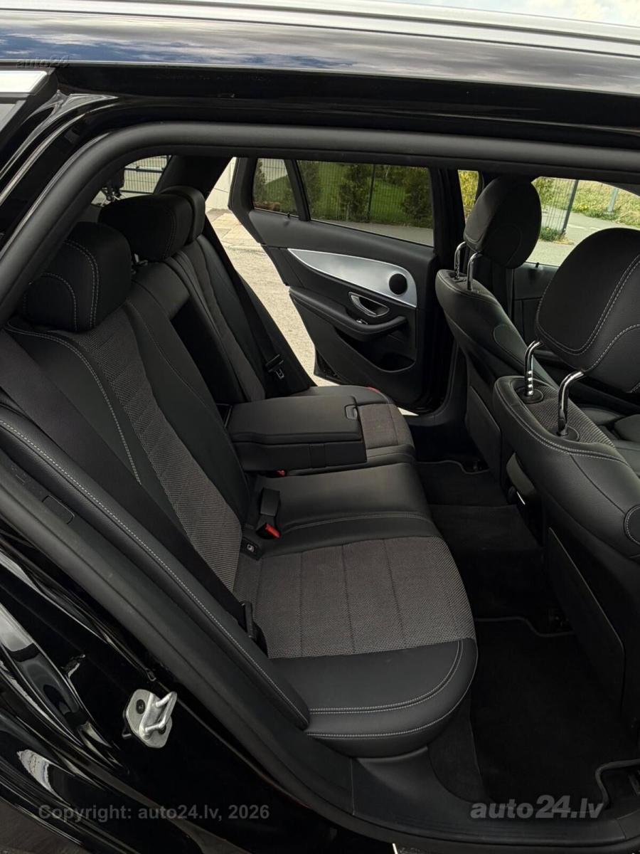 Melns Mercedes-Benz E-Class 2020 Tartu, ar dzinēja tilpumu 1.60 L un nobraukumu 190 tūkst. km par 22000 €, foto 15 vietnē AUTOMOTO.COM.LV