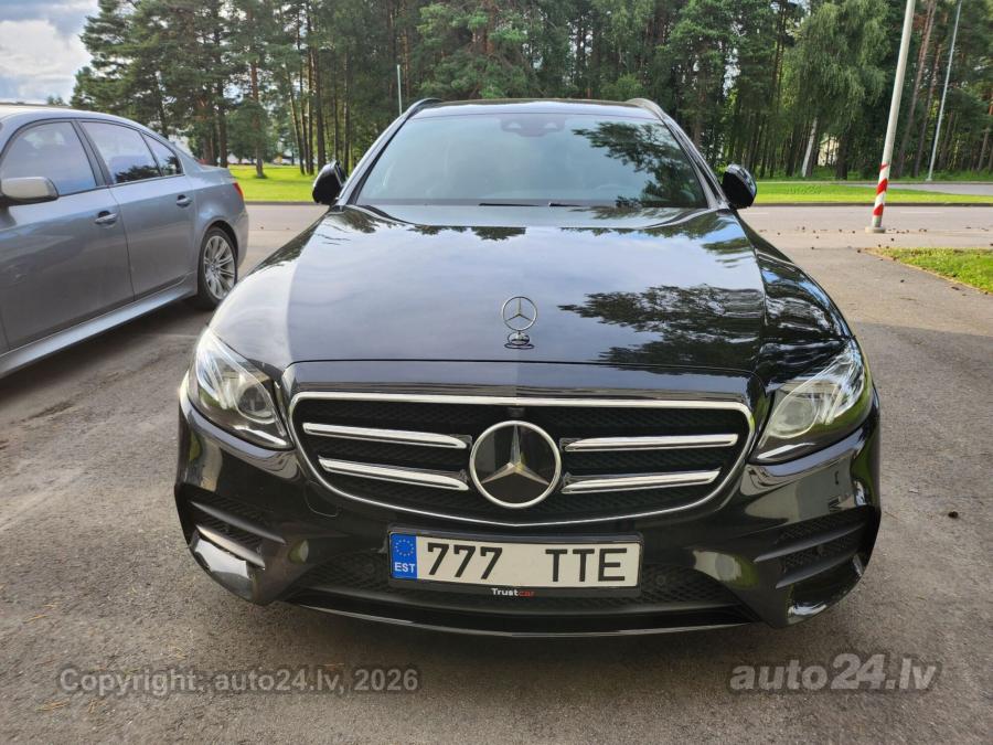 Melns Mercedes-Benz E-Class 2020 Narva, ar dzinēja tilpumu 2.00 L un nobraukumu 187 tūkst. km par 23800 €, foto 6 vietnē AUTOMOTO.COM.LV