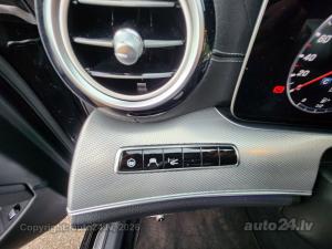 Melns Mercedes-Benz E-Class 2020 Narva, ar dzinēja tilpumu 2.00 L un nobraukumu 187 tūkst. km par 23800 €, foto 10 vietnē AUTOMOTO.COM.LV