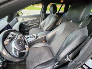 Melns Mercedes-Benz E-Class 2020 Narva, ar dzinēja tilpumu 2.00 L un nobraukumu 187 tūkst. km par 23800 €, foto 14 vietnē AUTOMOTO.COM.LV