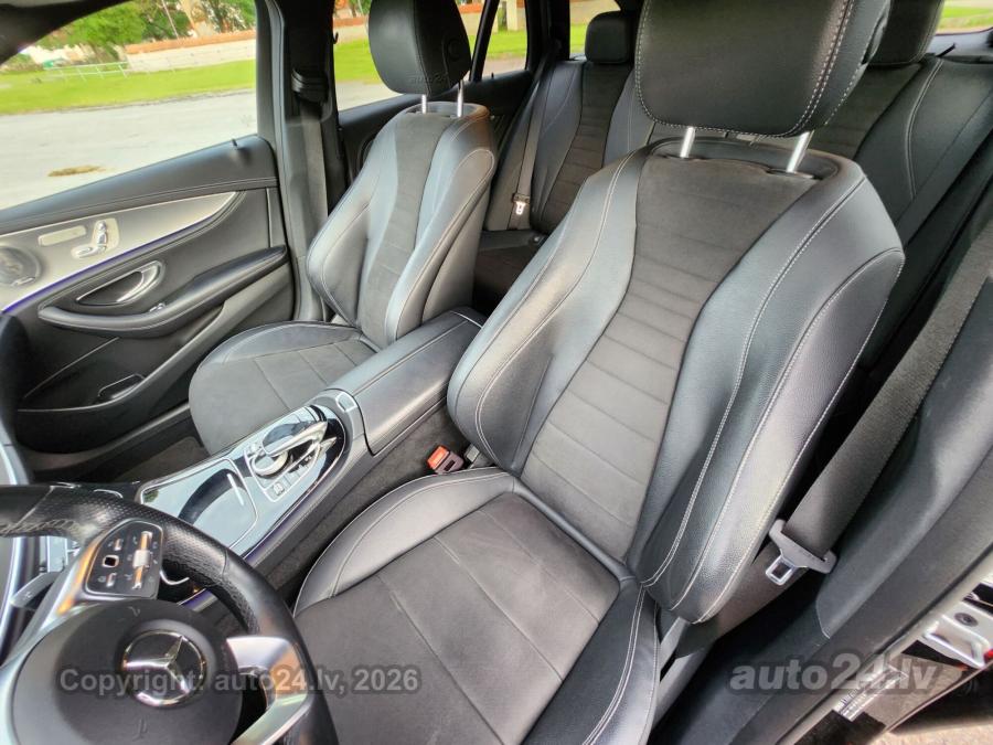 Melns Mercedes-Benz E-Class 2020 Narva, ar dzinēja tilpumu 2.00 L un nobraukumu 187 tūkst. km par 23800 €, foto 16 vietnē AUTOMOTO.COM.LV