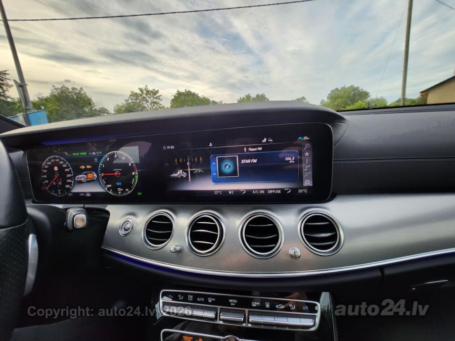 Melns Mercedes-Benz E-Class 2020 Narva, ar dzinēja tilpumu 2.00 L un nobraukumu 187 tūkst. km par 23800 €, foto 17 vietnē AUTOMOTO.COM.LV
