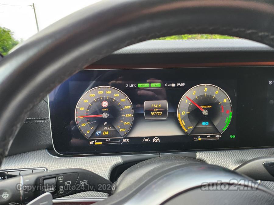 Melns Mercedes-Benz E-Class 2020 Narva, ar dzinēja tilpumu 2.00 L un nobraukumu 187 tūkst. km par 23800 €, foto 21 vietnē AUTOMOTO.COM.LV