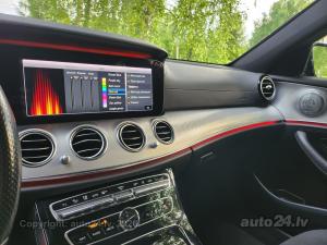 Melns Mercedes-Benz E-Class 2020 Narva, ar dzinēja tilpumu 2.00 L un nobraukumu 187 tūkst. km par 23800 €, foto 24 vietnē AUTOMOTO.COM.LV
