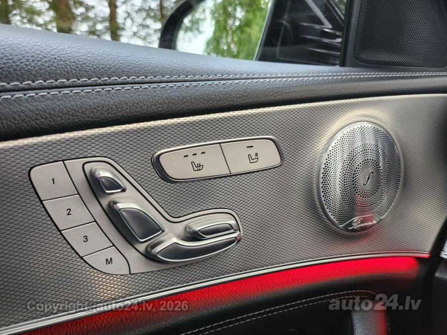 Melns Mercedes-Benz E-Class 2020 Narva, ar dzinēja tilpumu 2.00 L un nobraukumu 187 tūkst. km par 23800 €, foto 25 vietnē AUTOMOTO.COM.LV