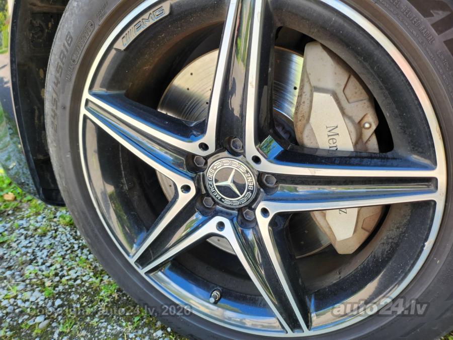 Melns Mercedes-Benz E-Class 2020 Narva, ar dzinēja tilpumu 2.00 L un nobraukumu 187 tūkst. km par 23800 €, foto 27 vietnē AUTOMOTO.COM.LV