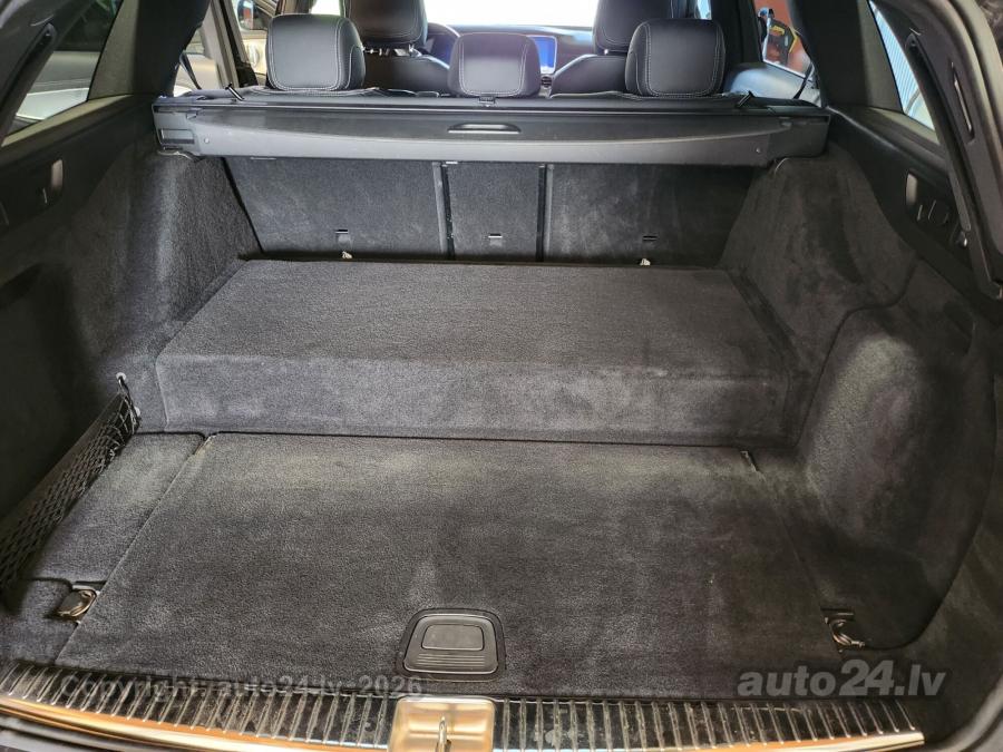 Melns Mercedes-Benz E-Class 2020 Narva, ar dzinēja tilpumu 2.00 L un nobraukumu 187 tūkst. km par 23800 €, foto 29 vietnē AUTOMOTO.COM.LV