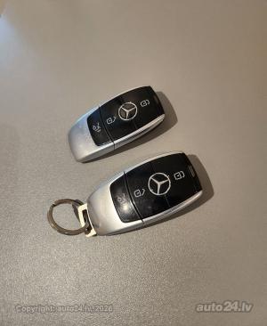 Melns Mercedes-Benz E-Class 2020 Narva, ar dzinēja tilpumu 2.00 L un nobraukumu 187 tūkst. km par 23800 €, foto 31 vietnē AUTOMOTO.COM.LV