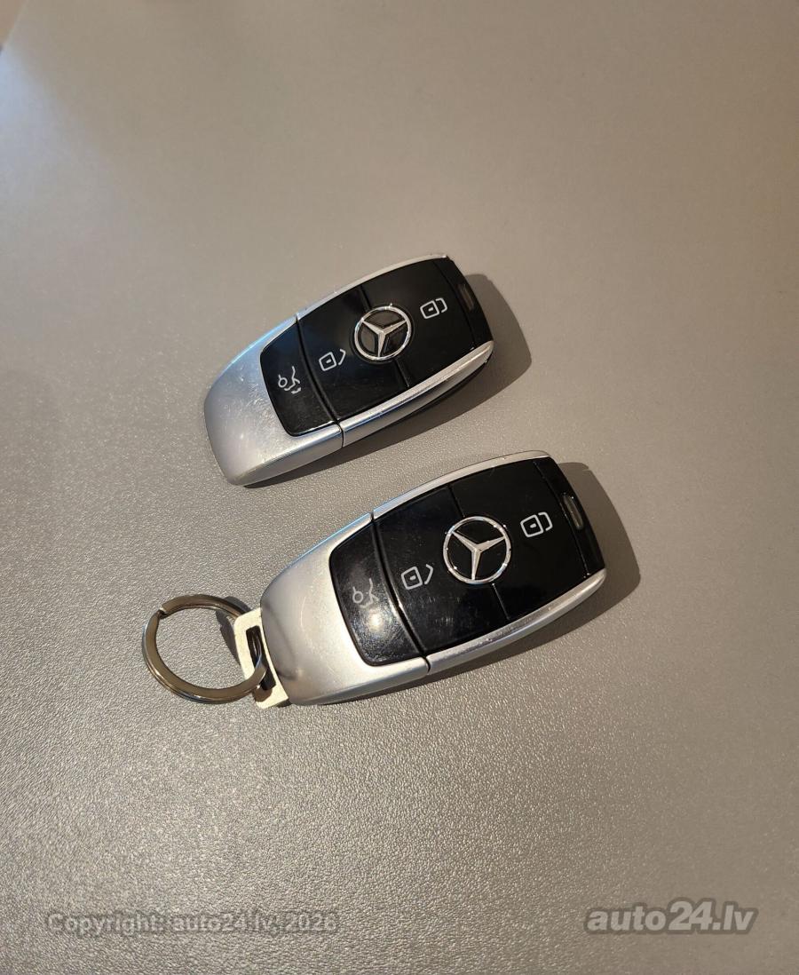 Melns Mercedes-Benz E-Class 2020 Narva, ar dzinēja tilpumu 2.00 L un nobraukumu 187 tūkst. km par 23800 €, foto 31 vietnē AUTOMOTO.COM.LV