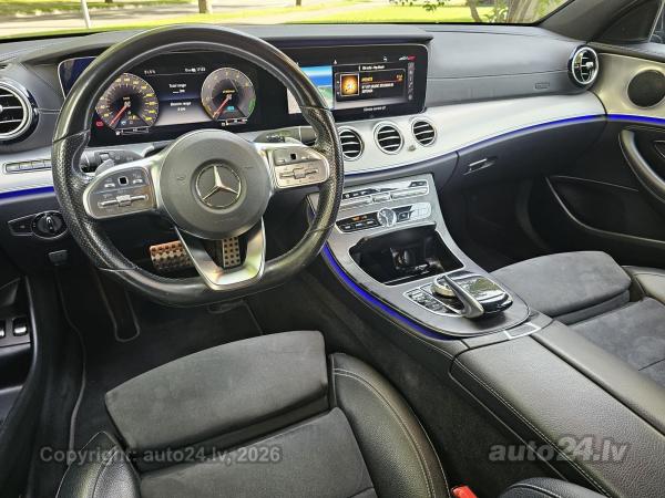Melns Mercedes-Benz E-Class 2020 Pērnava, ar dzinēja tilpumu 2.00 L un nobraukumu 275 tūkst. km par 19900 €, foto 5 vietnē AUTOMOTO.COM.LV
