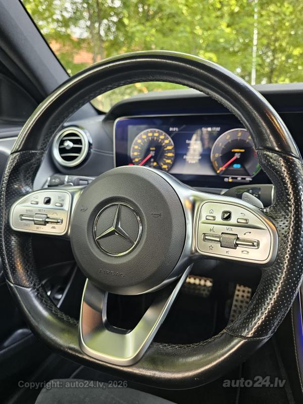 Melns Mercedes-Benz E-Class 2020 Pērnava, ar dzinēja tilpumu 2.00 L un nobraukumu 275 tūkst. km par 19900 €, foto 7 vietnē AUTOMOTO.COM.LV