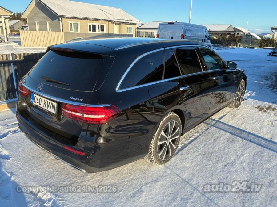 Melns Mercedes-Benz E-Class 2021 Tallina, ar dzinēja tilpumu 2.00 L un nobraukumu 230 tūkst. km par 27500 €, foto 3 vietnē AUTOMOTO.COM.LV
