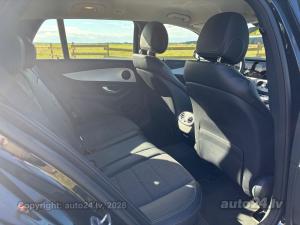 Black Mercedes-Benz E-Class 2021 in Tallinn, with an engine capacity of 2.00 L and mileage of 93 thousand km for 33900 €, photo 7 on AUTOMOTO.COM.LV