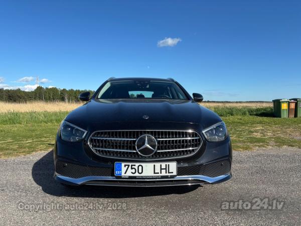 Black Mercedes-Benz E-Class 2021 in Tallinn, with an engine capacity of 2.00 L and mileage of 93 thousand km for 33900 €, photo 8 on AUTOMOTO.COM.LV