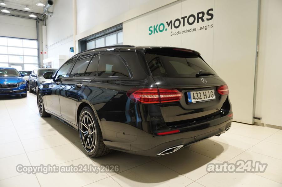 Melns Mercedes-Benz E-Class 2021 Tallina, ar dzinēja tilpumu 2.00 L un nobraukumu 88 tūkst. km par 32500 €, foto 3 vietnē AUTOMOTO.COM.LV