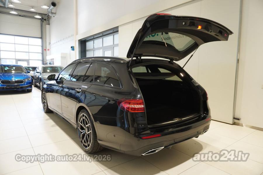 Melns Mercedes-Benz E-Class 2021 Tallina, ar dzinēja tilpumu 2.00 L un nobraukumu 88 tūkst. km par 32500 €, foto 7 vietnē AUTOMOTO.COM.LV
