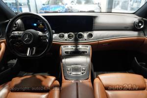 Melns Mercedes-Benz E-Class 2021 Tallina, ar dzinēja tilpumu 2.00 L un nobraukumu 88 tūkst. km par 32500 €, foto 13 vietnē AUTOMOTO.COM.LV