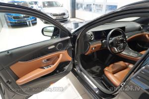 Melns Mercedes-Benz E-Class 2021 Tallina, ar dzinēja tilpumu 2.00 L un nobraukumu 88 tūkst. km par 32500 €, foto 14 vietnē AUTOMOTO.COM.LV