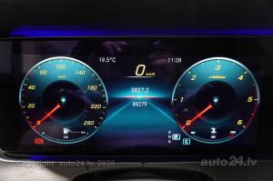 Melns Mercedes-Benz E-Class 2021 Tallina, ar dzinēja tilpumu 2.00 L un nobraukumu 88 tūkst. km par 32500 €, foto 26 vietnē AUTOMOTO.COM.LV