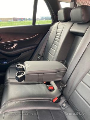 Melns Mercedes-Benz E-Class 2021 Tallina, ar dzinēja tilpumu 2.00 L un nobraukumu 143 tūkst. km par 37000 €, foto 6 vietnē AUTOMOTO.COM.LV